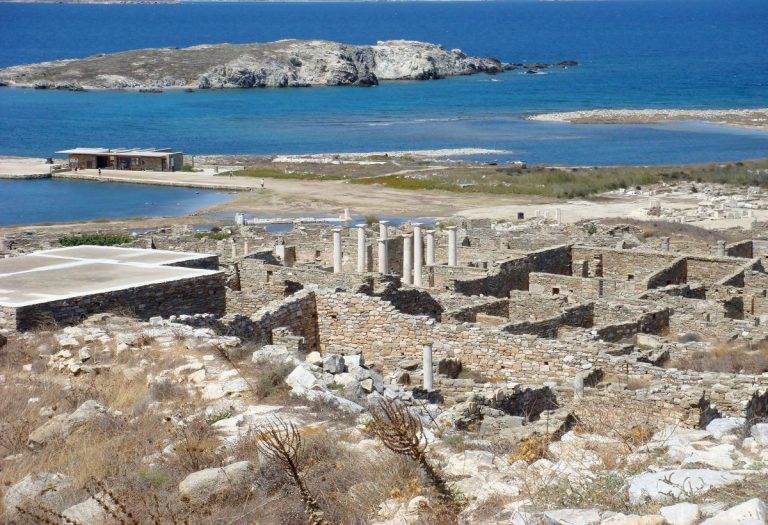 A COMPLETE GUIDE TO VISITING DELOS ISLAND, GREECE