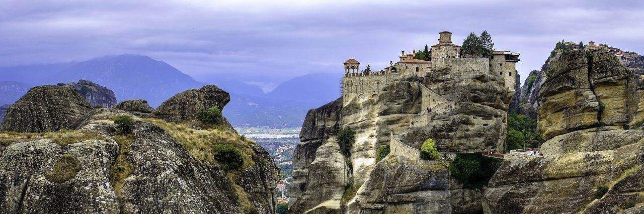 The floating monasteries of Greece: visit Meteora and surrounds