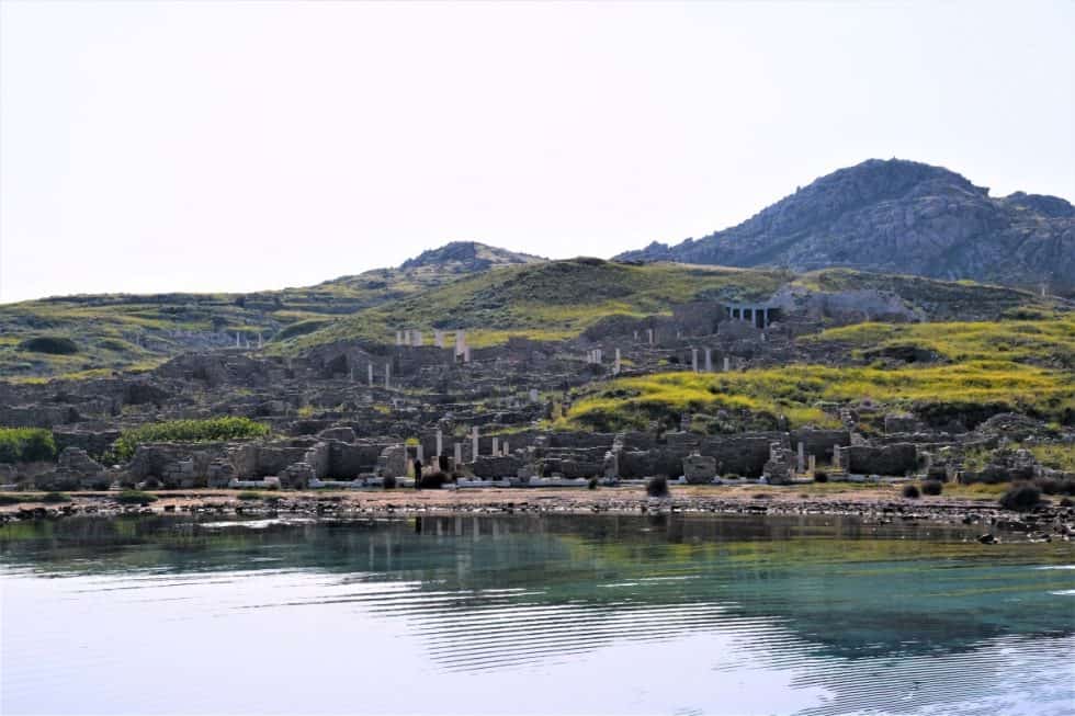A COMPLETE GUIDE TO VISITING DELOS ISLAND, GREECE
