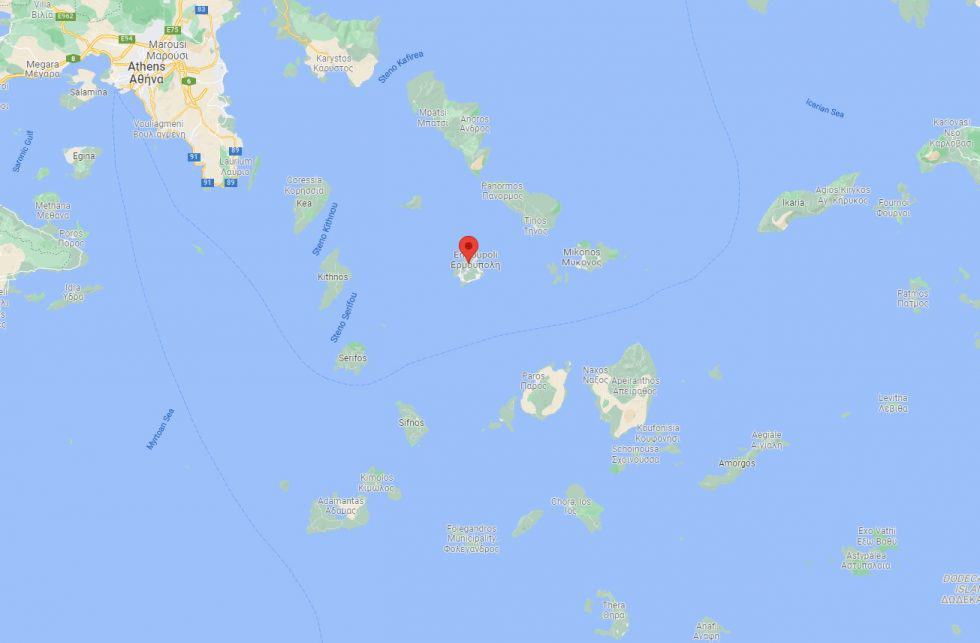 DISCOVER SYROS ISLAND, THE CAPITAL OF THE CYCLADES