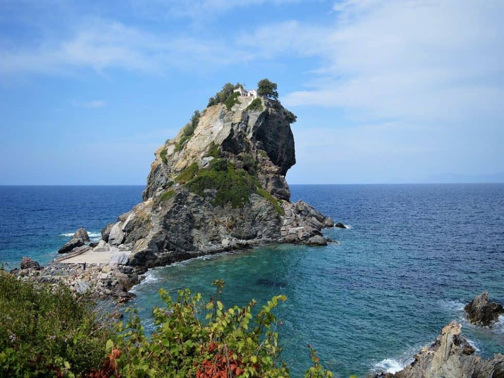SKOPELOS HOLIDAYS - A COMPLETE GUIDE TO THE ISLAND OF MAMA MIA