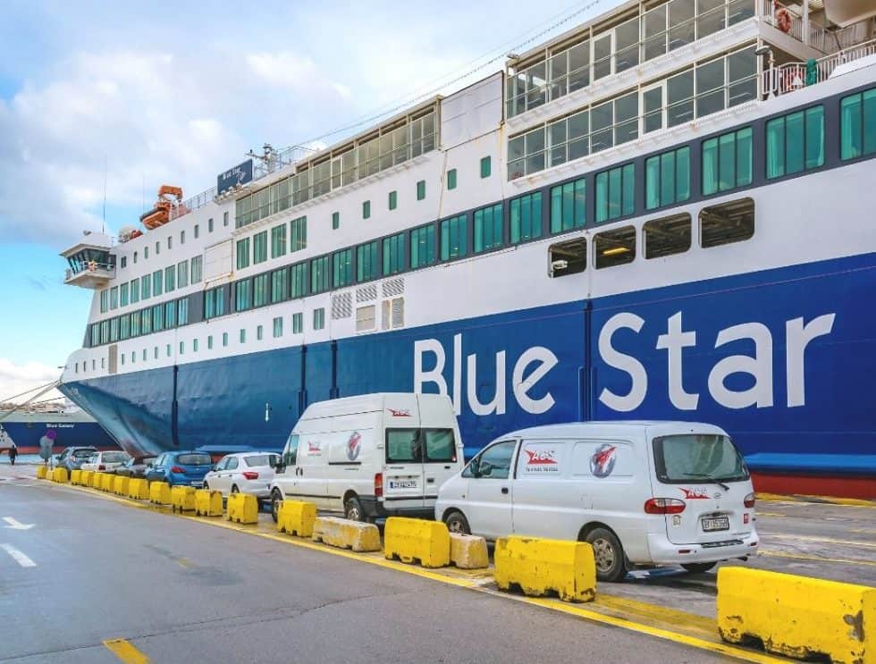 FERRY PORTS IN ATHENS