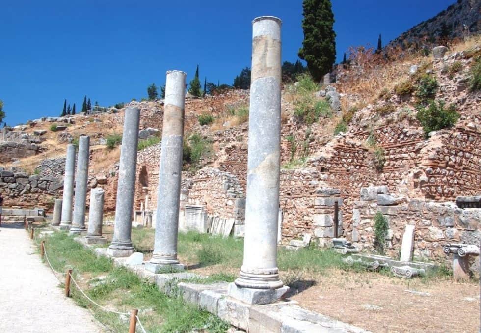 VISIT DELPHI, GREECE - THE HOME OF THE ORACLE