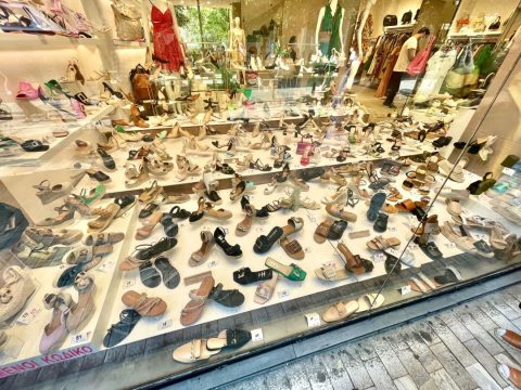 WHAT TO BUY IN GREECE