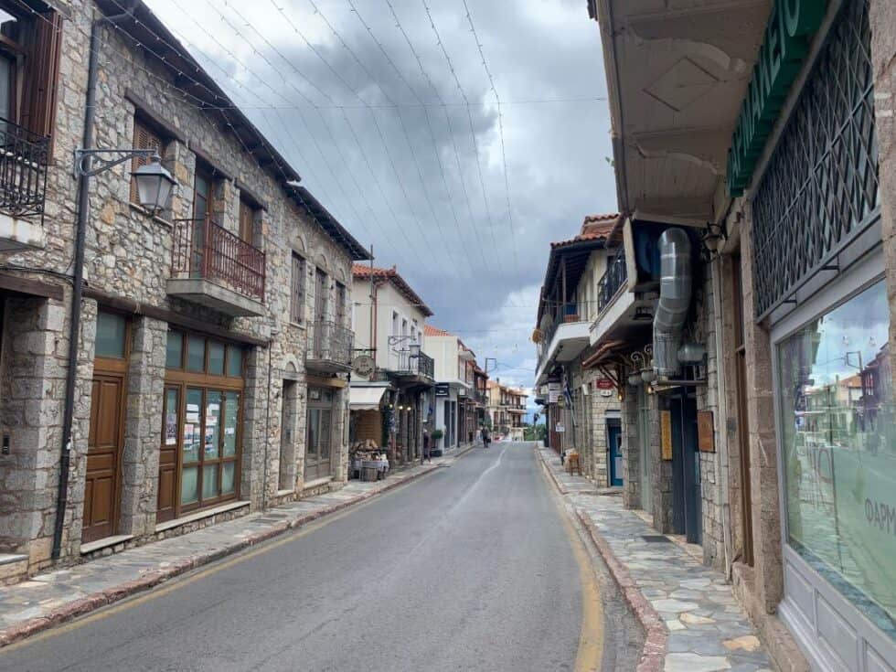 A COMPLETE GUIDE TO ARACHOVA GREECE