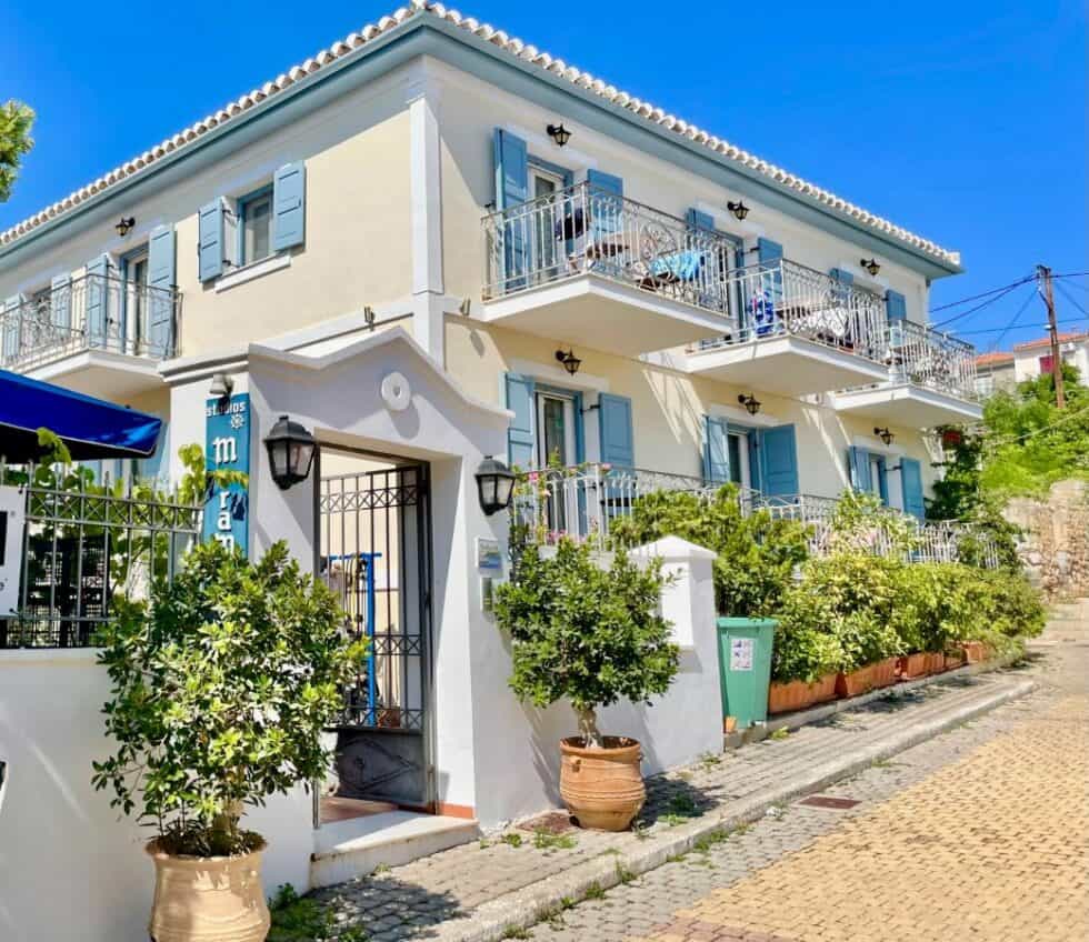 A COMPLETE GUIDE TO GALAXIDI GREECE (Γαλαξιδι)