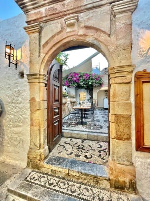 TOP THINGS TO DO IN LINDOS