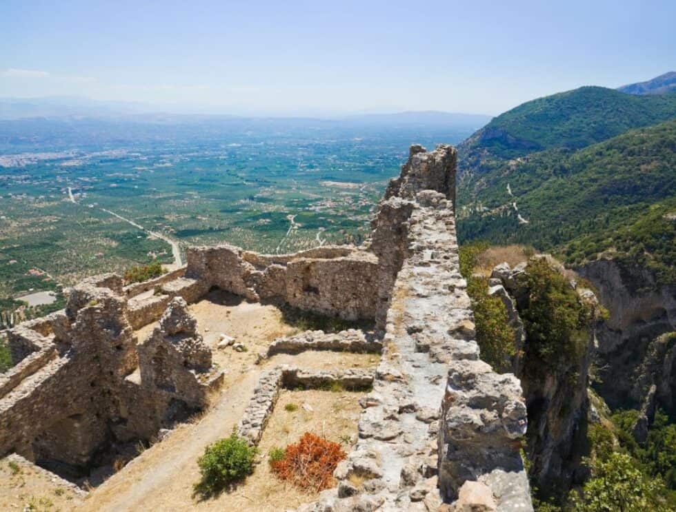 A COMPLETE GUIDE TO MAGICAL MYSTRAS GREECE