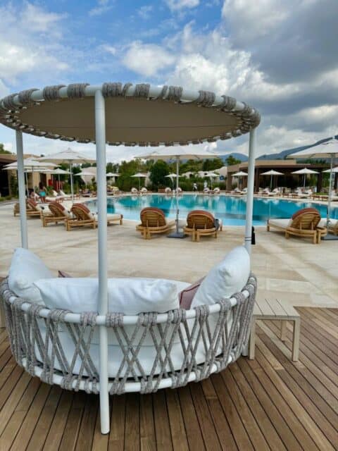 ATHENS BY THE SEA - A GUIDE TO THE ATHENIAN RIVIERA